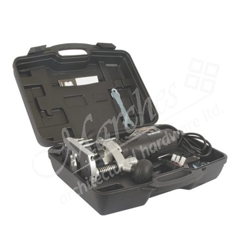 T4EK - 850W 1/4" variable speed router 230V c/w kitbox - Trend Products ...