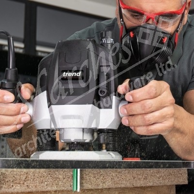 T7EK - 2100W 1/2" Variable Speed Trade Router 240V - Trend Products ...